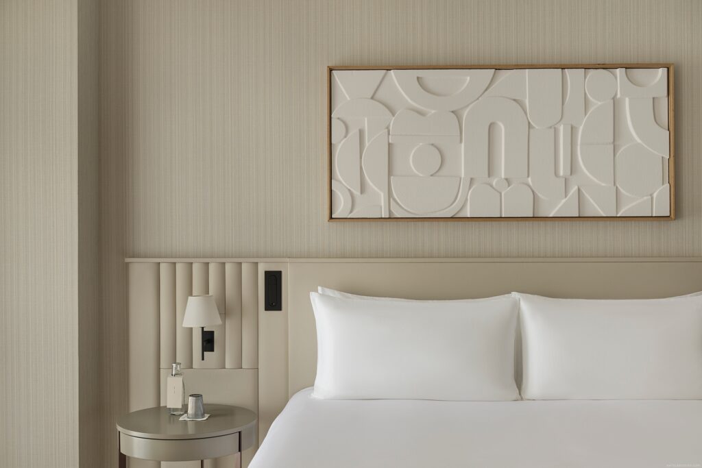 Delano Dubai - Natelee Cocks